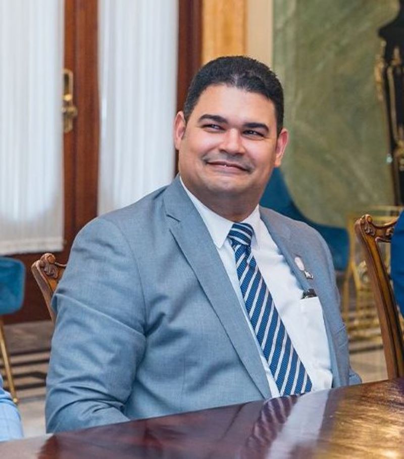 Augusto de los Santos Almánzar designado Director General del Sistema ...